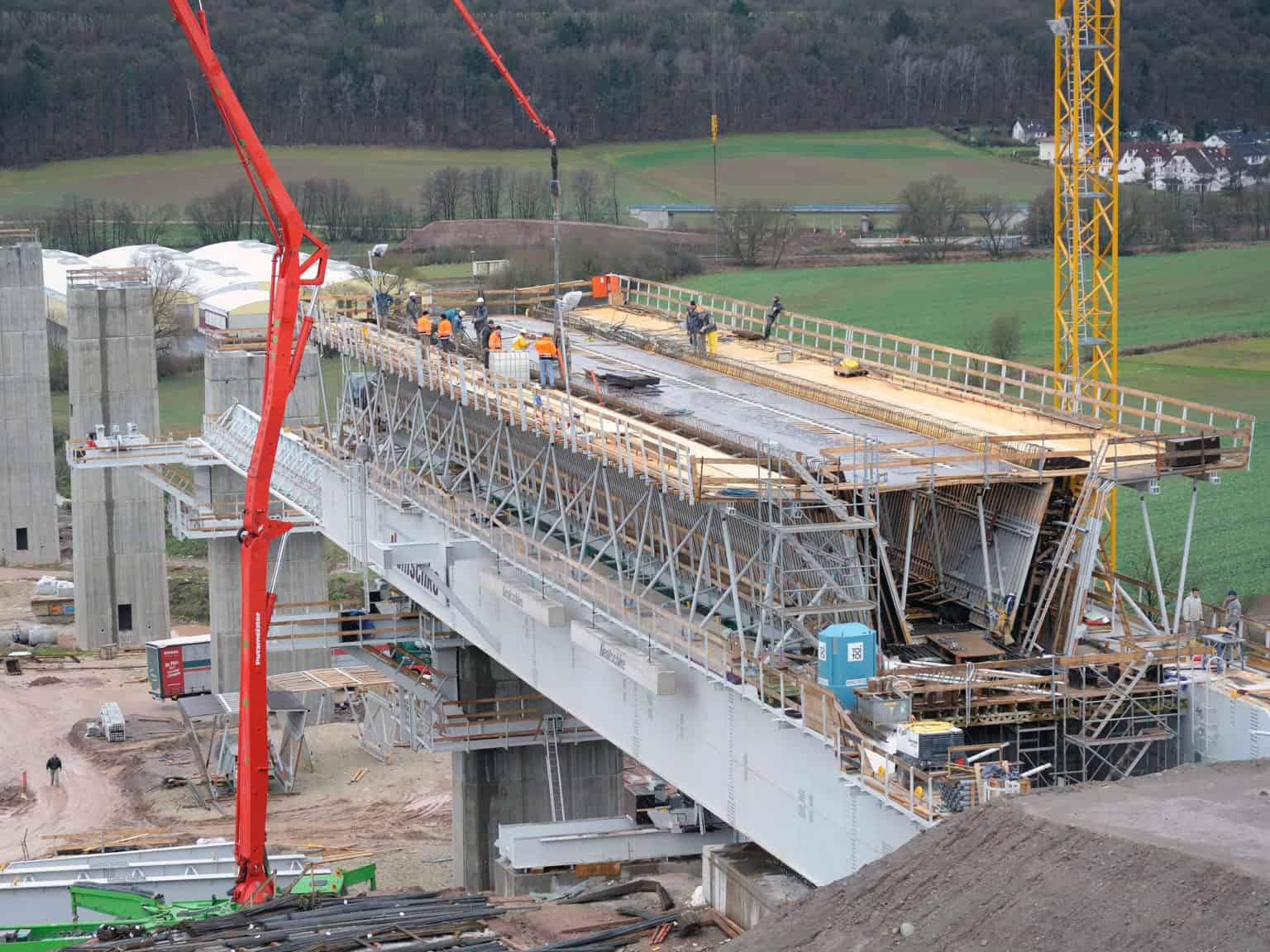 Strukturas Bridge Building Equipment